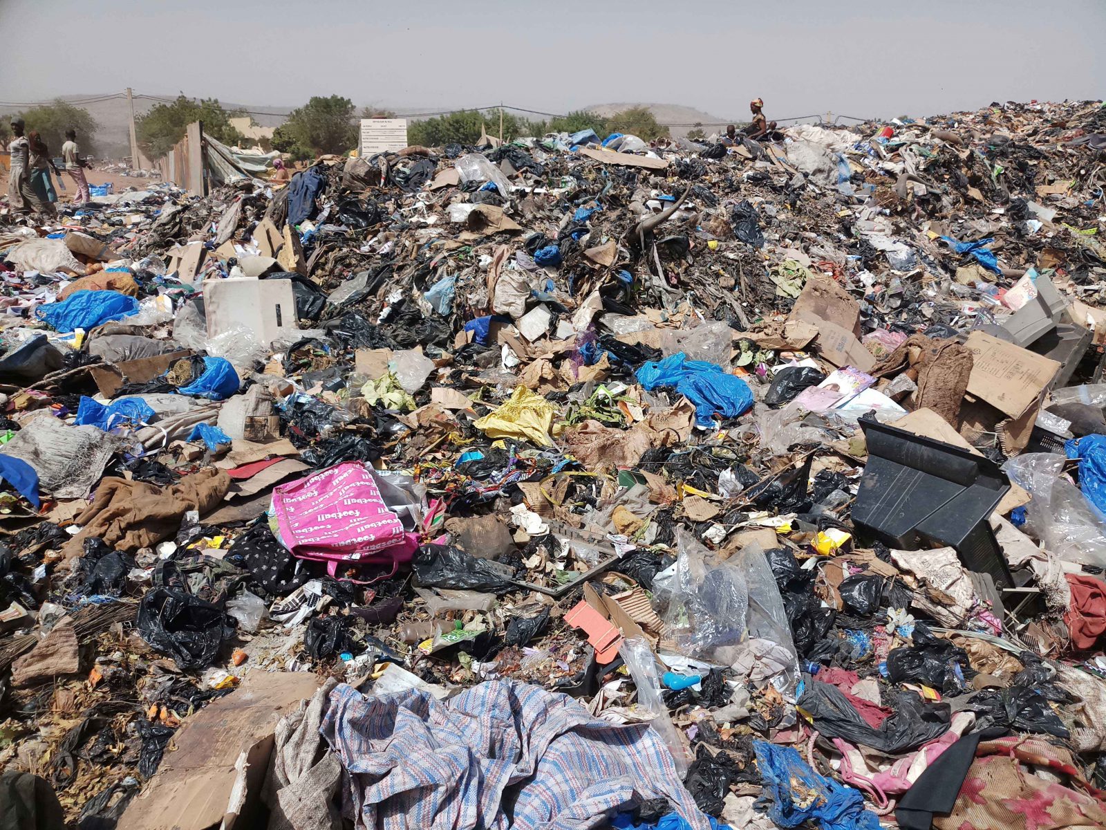 Depots-d-ordures - Ousmane Makaveli - Ousmane Makaveli